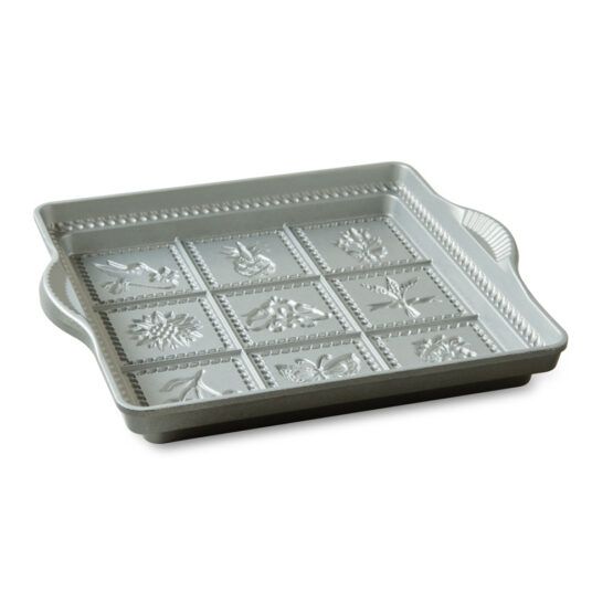 English Shortbread Pan | Cast Aluminum Bakeware | Nordic Ware