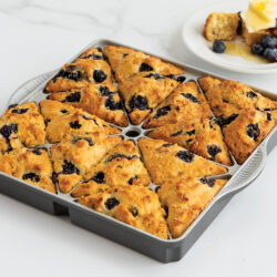 Scottish Mini Scone Pan | Cast Aluminum Bakeware | Nordic Ware