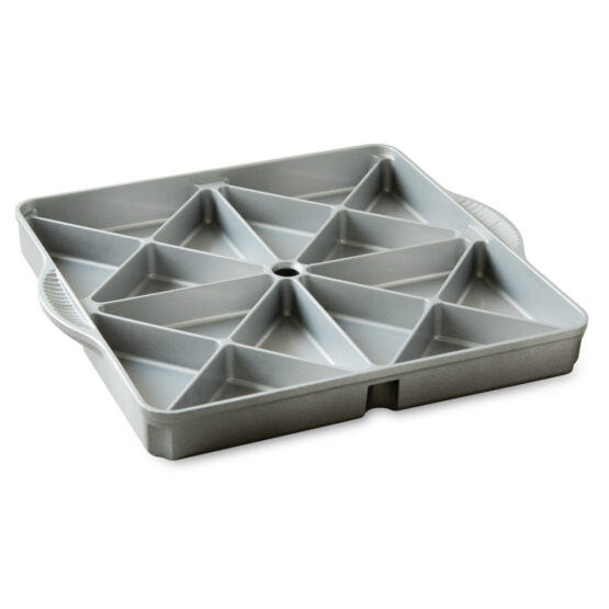 Scottish Mini Scone Pan | Cast Aluminum Bakeware | Nordic Ware