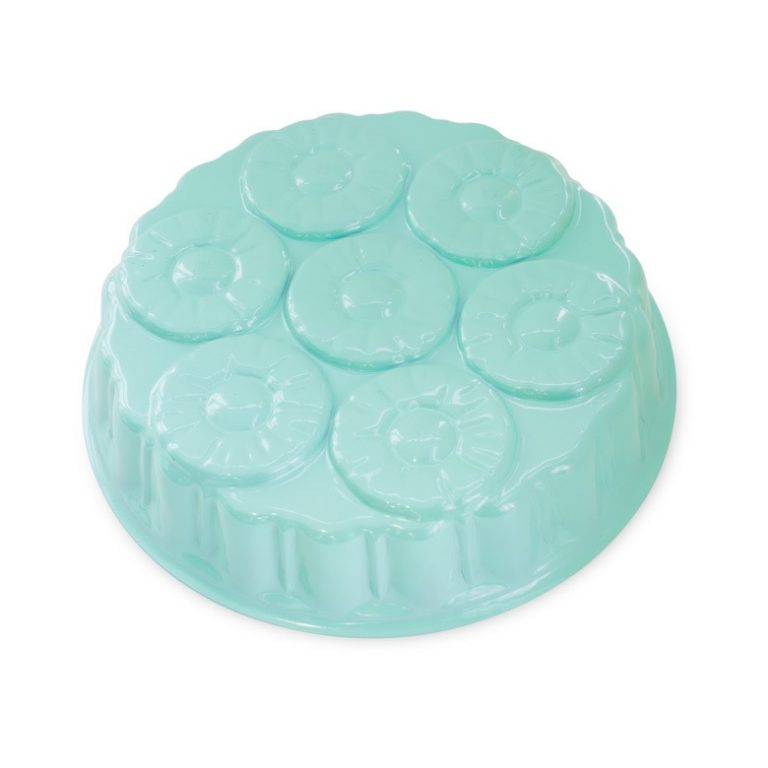 Pineapple Upside Down Cake Pan - Nordic Ware