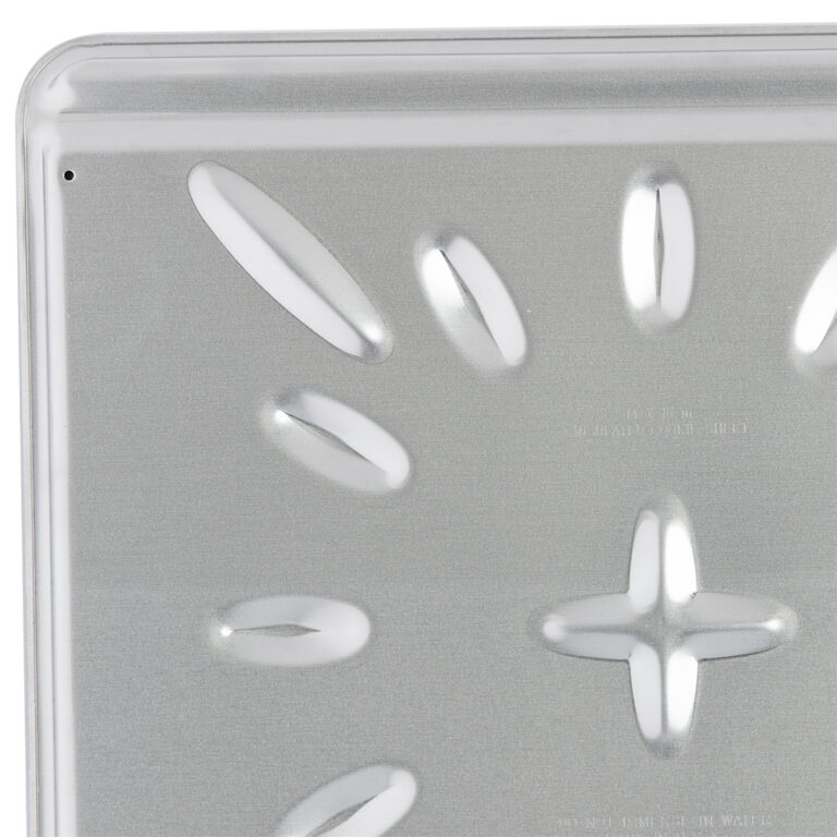 Naturals® Insulated Baking Sheet | Aluminum Baking Sheet | Nordic Ware