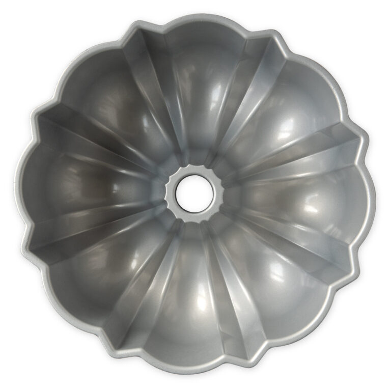 Original ProCast Bundt® Pan | Cast Aluminum Bakeware | Nordic Ware