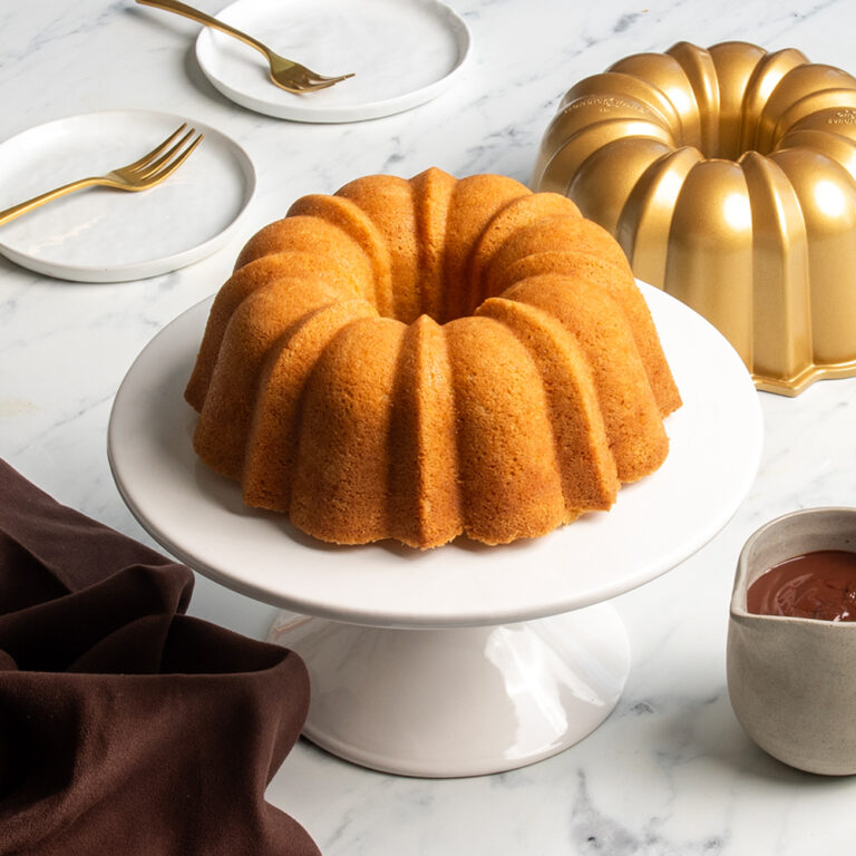 6 Cup Vanilla Pound Cake - Nordic Ware