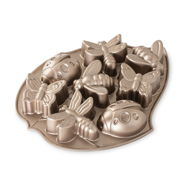 Backyard Bugs Pan | Cast Aluminum Bakeware | Nordic Ware