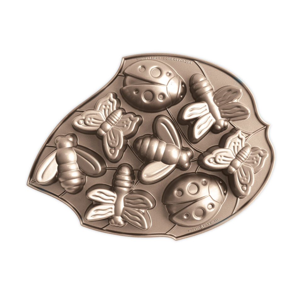 Backyard Bugs Pan | Cast Aluminum Bakeware | Nordic Ware