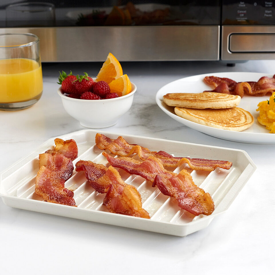 Compact Bacon Rack | Microwave Cookware | Nordic Ware