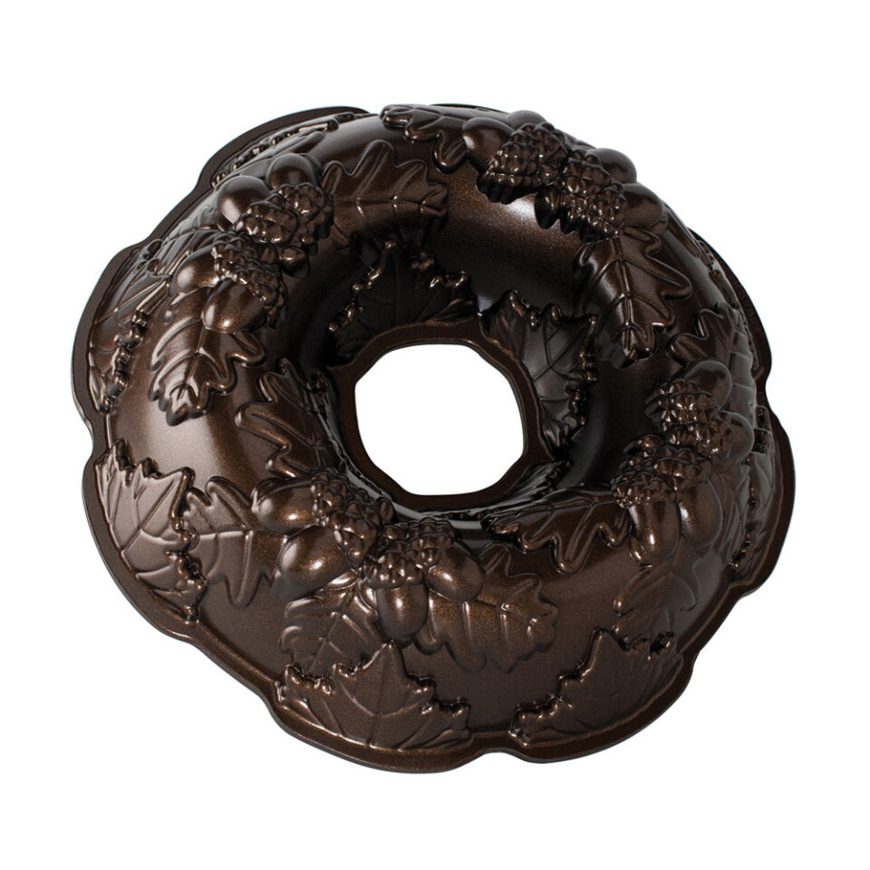 Autumn Wreath Bundt® Pan | Autumn Cake Pan | Fall Bakeware | Nordic Ware
