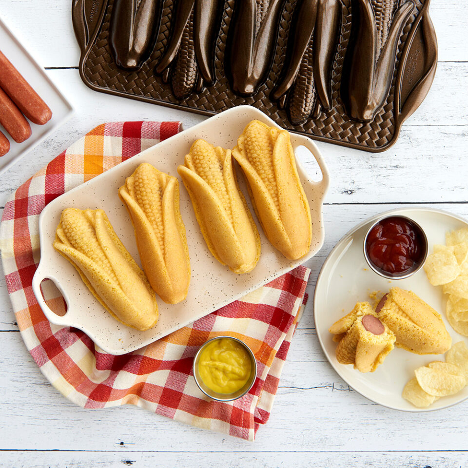 Corn Cakes Baking Pan | Corn Bread Pan | Fall Bakeware | Nordic Ware
