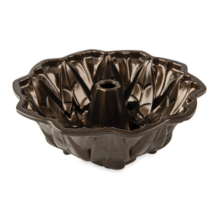 Harvest Leaves Bundt® Pan | Autumn Cake Pan | Fall Bakeware | Nordic Ware