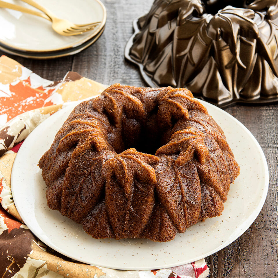 Harvest Leaves Bundt® Pan | Autumn Cake Pan | Fall Bakeware | Nordic Ware