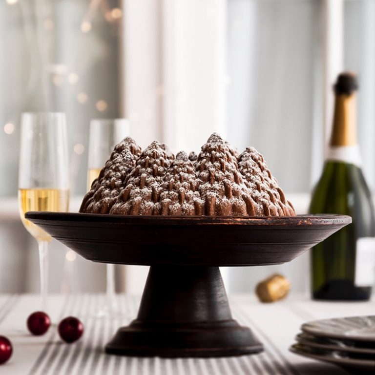 9 Cup Pine Forest Bundt® Pan | Holiday Bakeware | Christmas Baking Pans ...