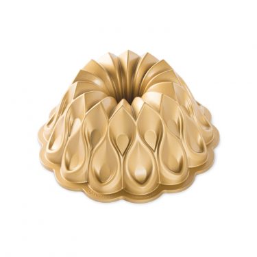Crown Bundt® Pan | Cast Aluminum Bakeware | Nordic Ware