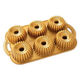5 Cup Brilliance Bundtlette® Pan | Cast Aluminum Bakeware | Nordic Ware