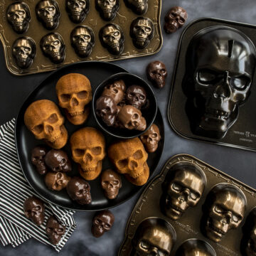 Haunted Skull Cakelet Pan | Halloween Baking Pans | Mini Cake Pans ...