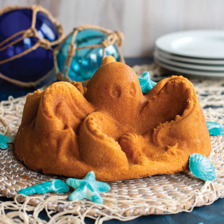 Cinnamon Octopus Cake - Nordic Ware