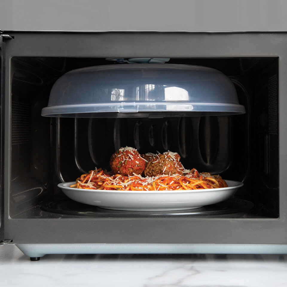 Up & Away™ Easy Stow Spatter Cover | Microwave Accessories | Nordic Ware