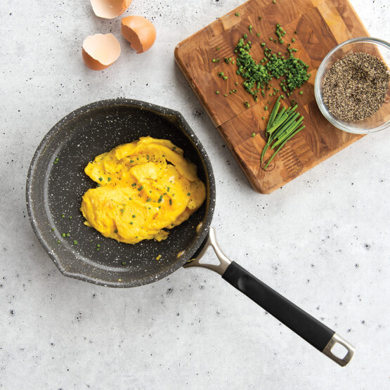 Verde 8 Inch Ceramic Nonstick Skillet Pan | Ceramic Coated Cookware ...