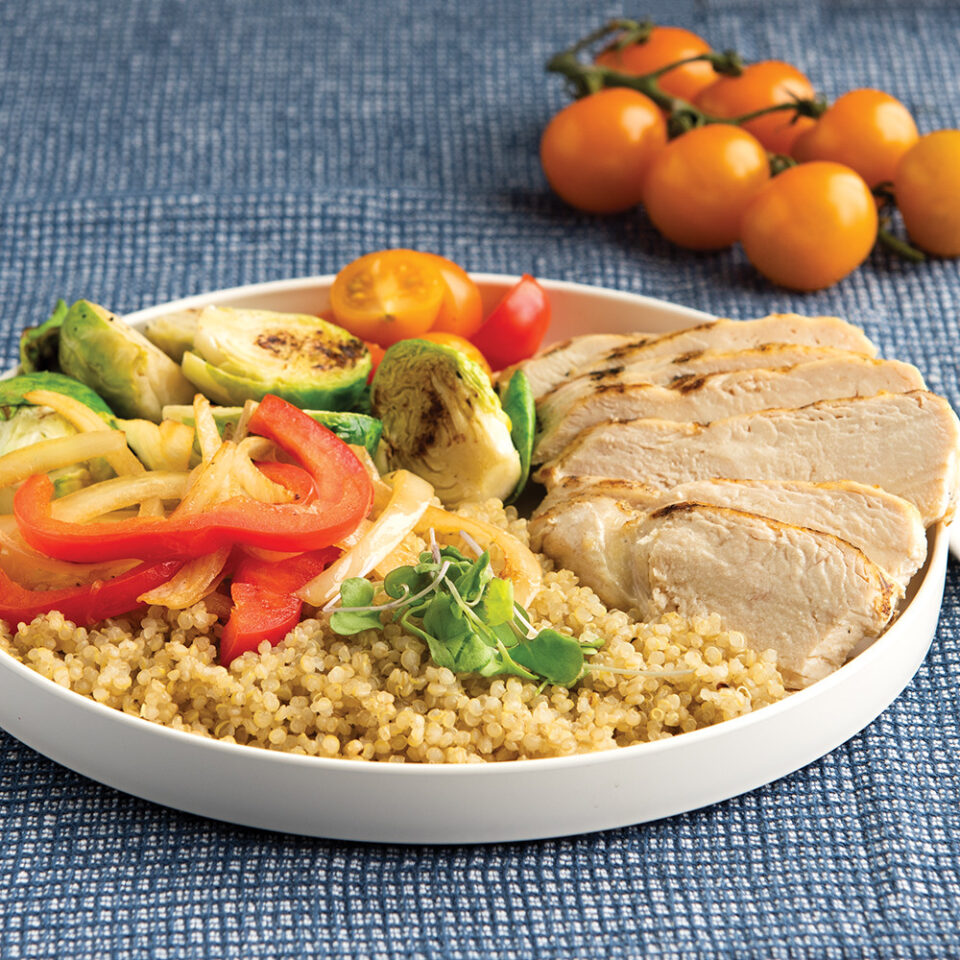 8" Lunch Plates - Set of 2 | Microwave Dinnerware | Nordic Ware