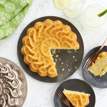 Citrus Twist Cake Pan | Cast Aluminum Bakeware | Nordic Ware
