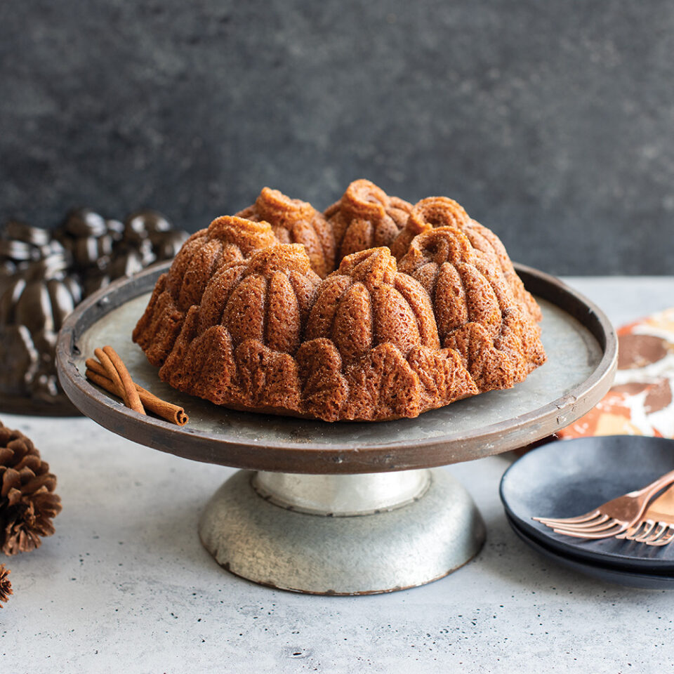 Pumpkin Patch Bundt® Pan | Cast Aluminum Bakeware | Nordic Ware