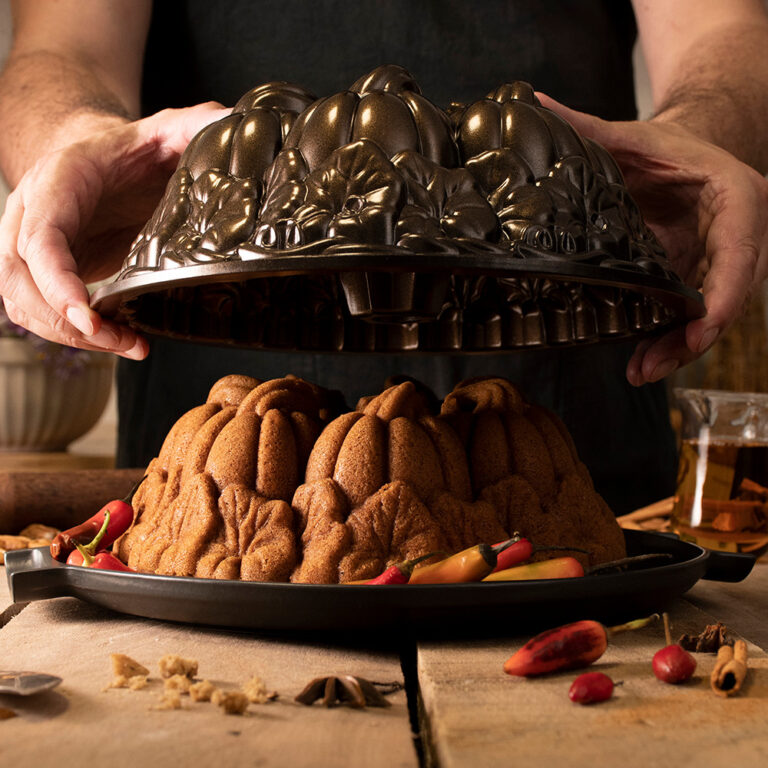 Pumpkin Patch Bundt® Pan | Cast Aluminum Bakeware | Nordic Ware