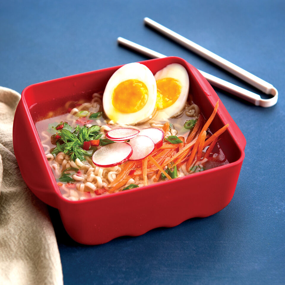 Ramen Rush™ with Chopsticks | Microwave Safe Cookware | Nordic Ware