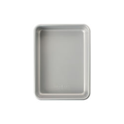 9x13 Inch Nonstick Baking Pan | Brilliant Aluminum Bakeware | Nordic Ware