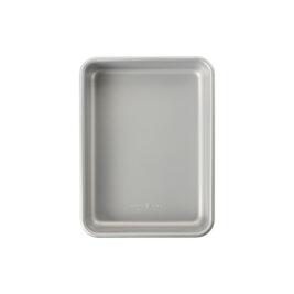 9x13 Inch Nonstick Baking Pan | Brilliant Aluminum Bakeware | Nordic Ware