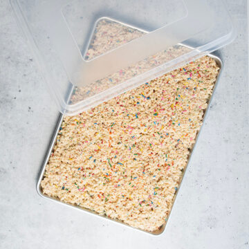 Sheet Pan Cover for Big Sheets & Pans | Nordic Ware