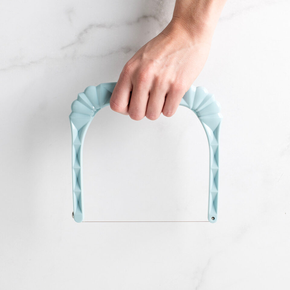 Bundt® Cake Slicer | Baking Accessories | Nordic Ware