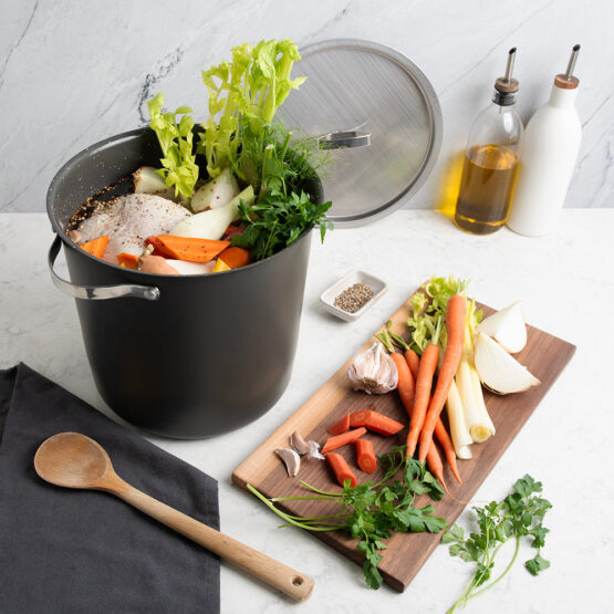 Verde 12 Qt Stock Pot with Lid | Premium Ceramic Cookware | Nordic Ware