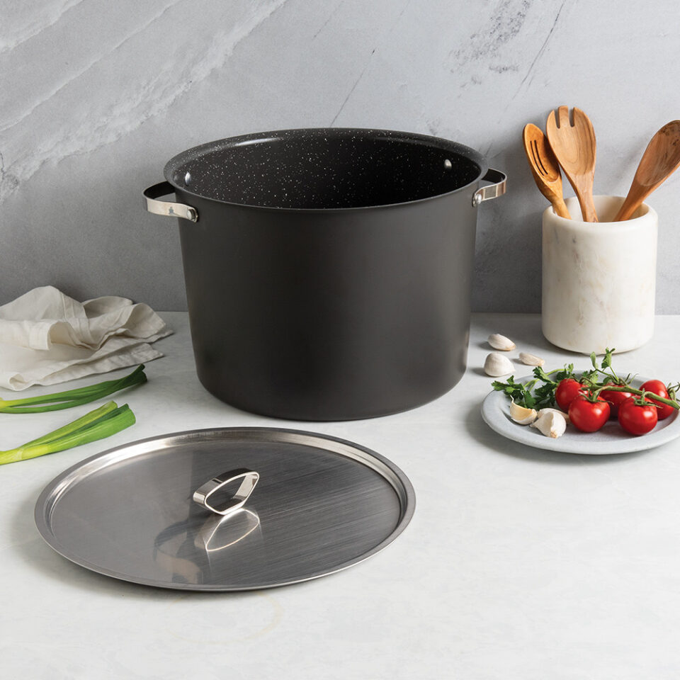 Verde 20 Qt Stock Pot with Lid | Premium Ceramic Cookware | Nordic Ware
