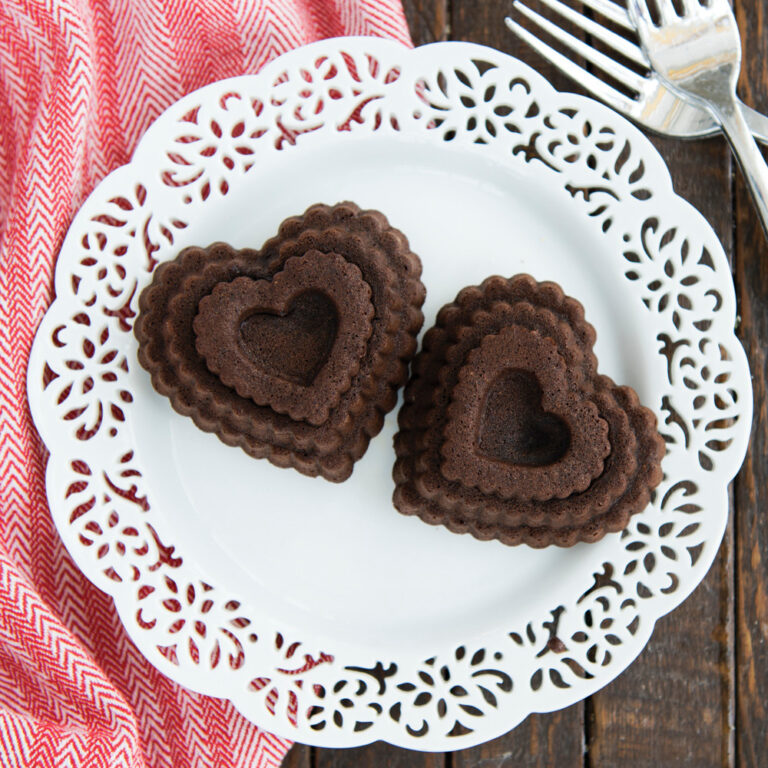 Tiered Heart Cakelet Pan with Double Chocolate Mix - Nordic Ware